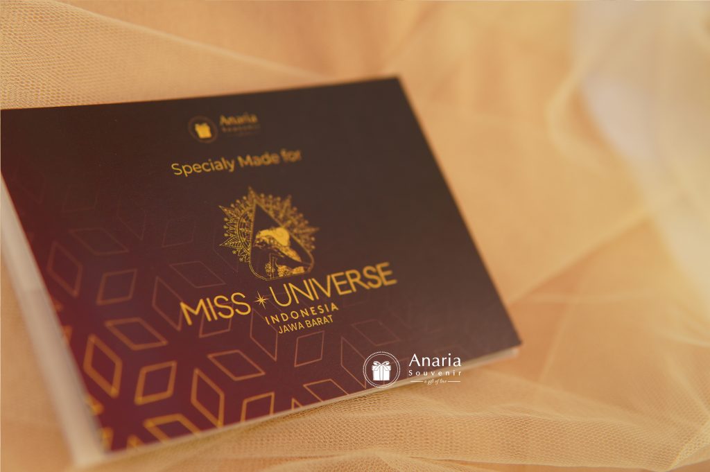 MU Armani Giftset Miss Universe Indonesia - Anaria Souvenir